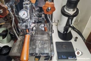 How To Dial In Espresso - Dose, Yield And Espresso Shot Time